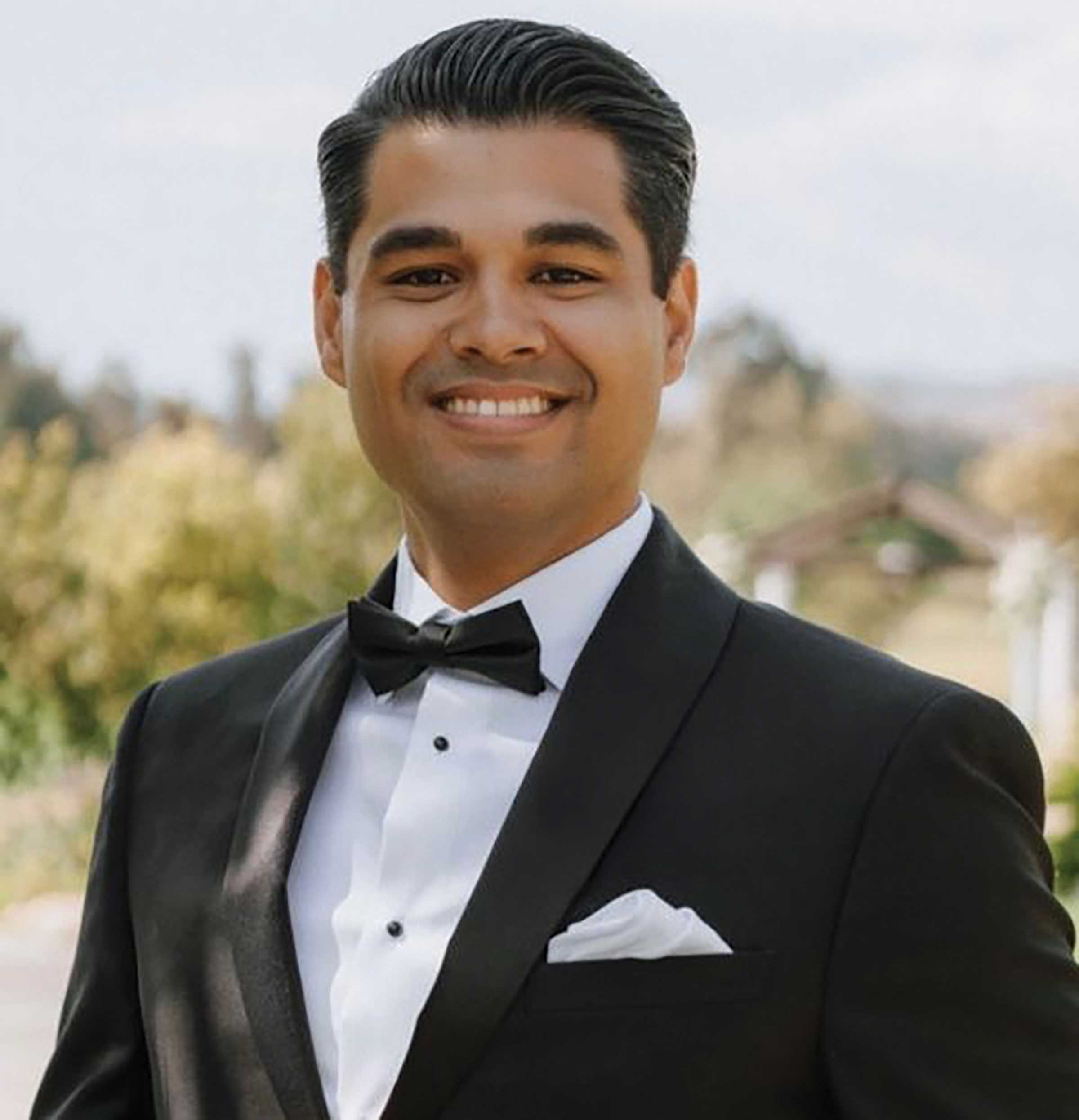 Andrew Muñoz, SCV 40 Under Forty Honoree - Santa Clarita Magazine